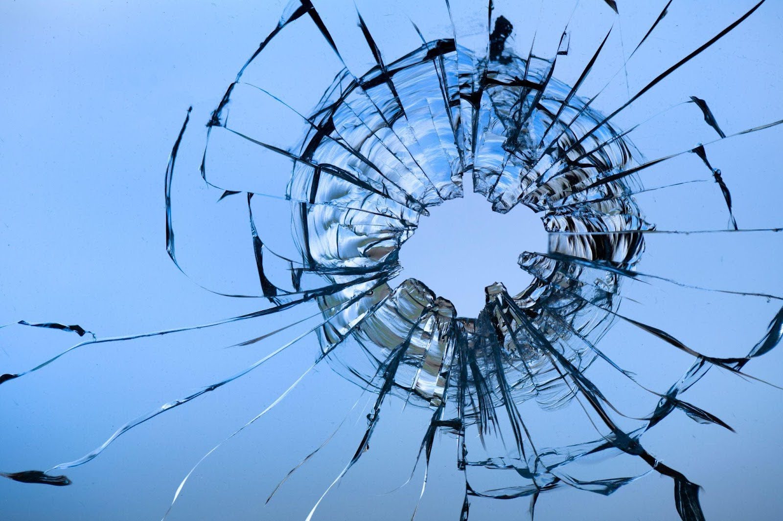 Replacing a Cracked Window | Murray Glass