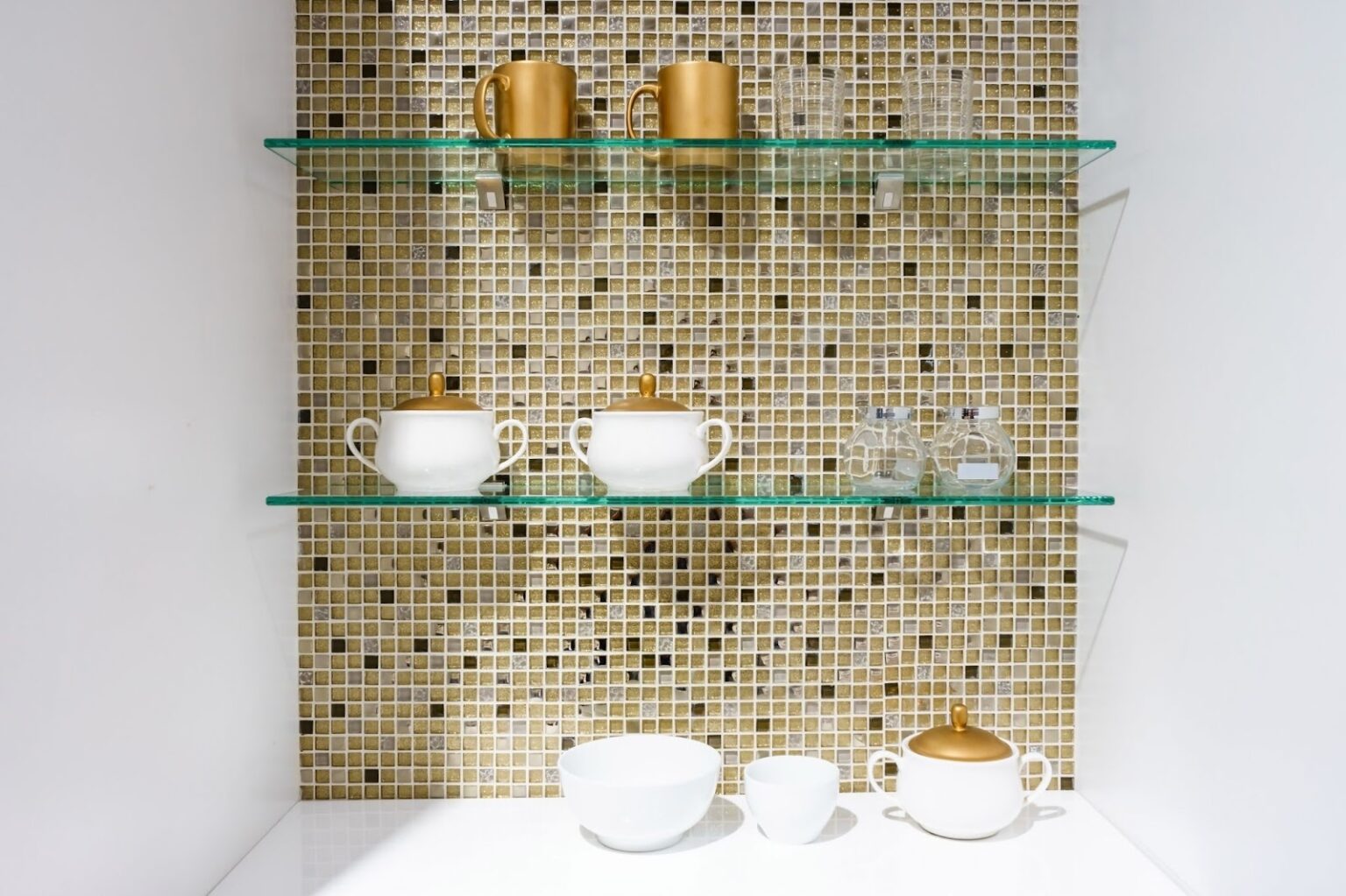 Custom Glass Shelves | Murray Glass