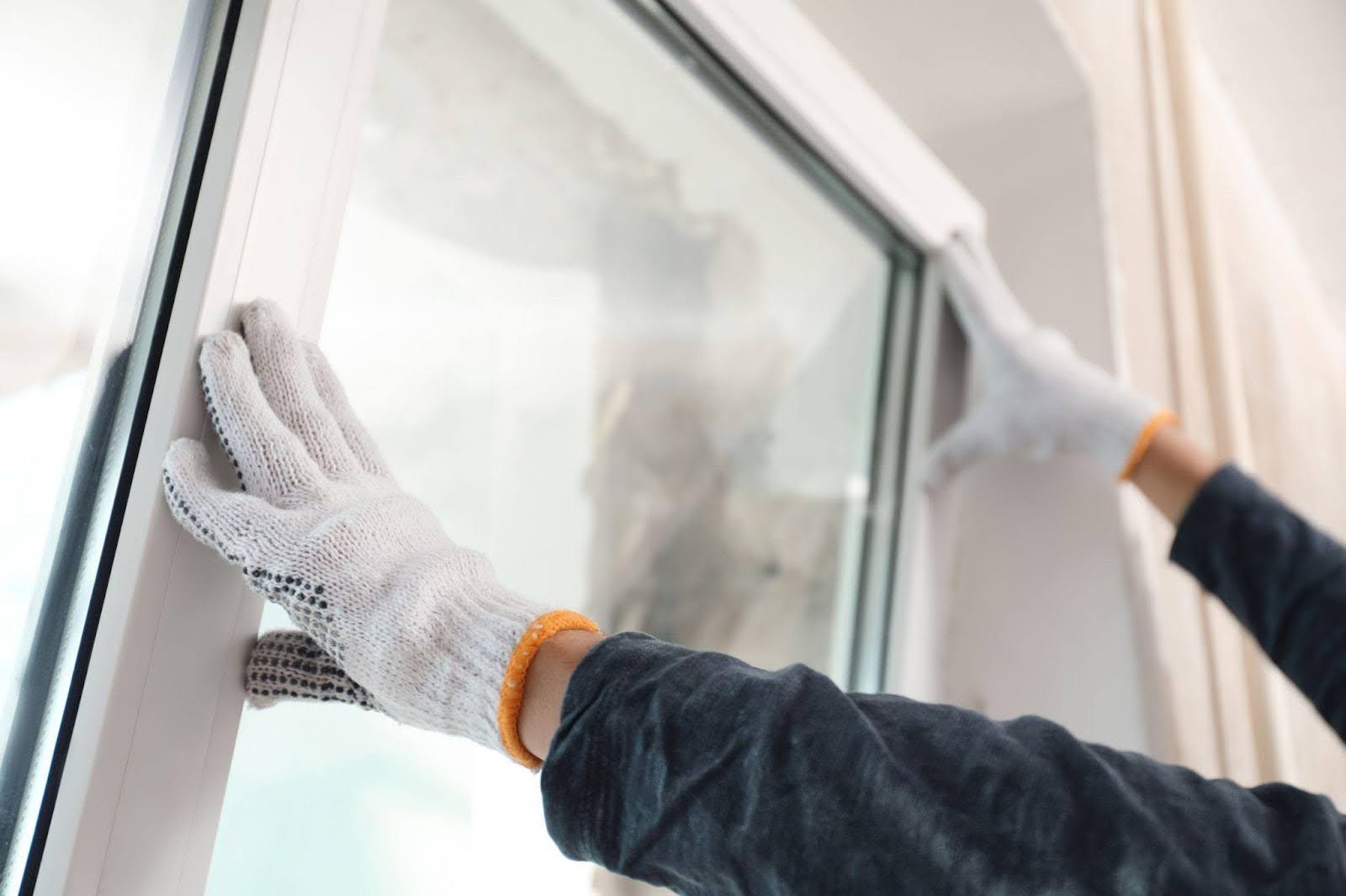 Window Glass vs. Mirror Glass: Key Differences |Murray Glass